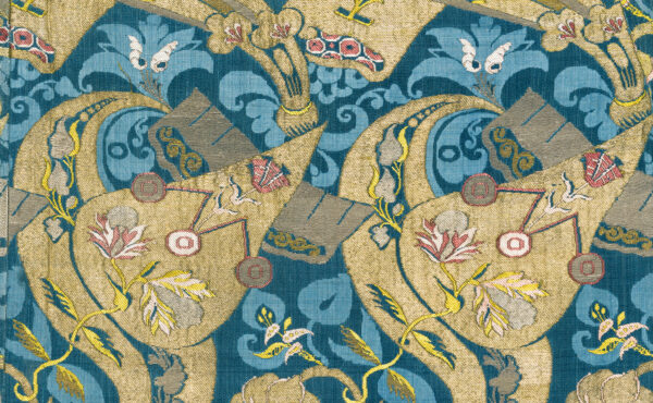 A Taste for the Exotic – European Silks of the Eighteenth Century ...