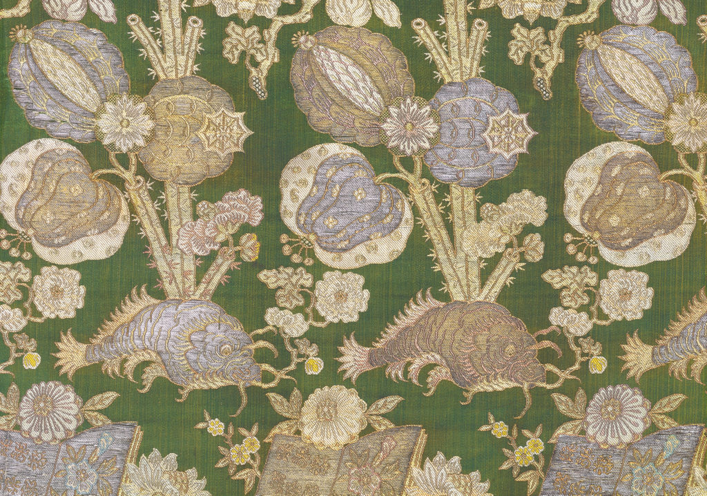 A Taste for the Exotic – European Silks of the Eighteenth Century ...